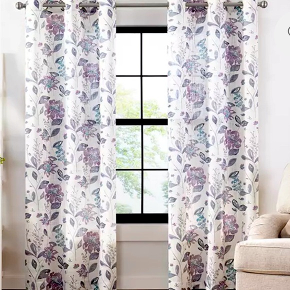 Broyhill | Accents | Set Of 2 Broyhill Legacy Mekko Lavender ...